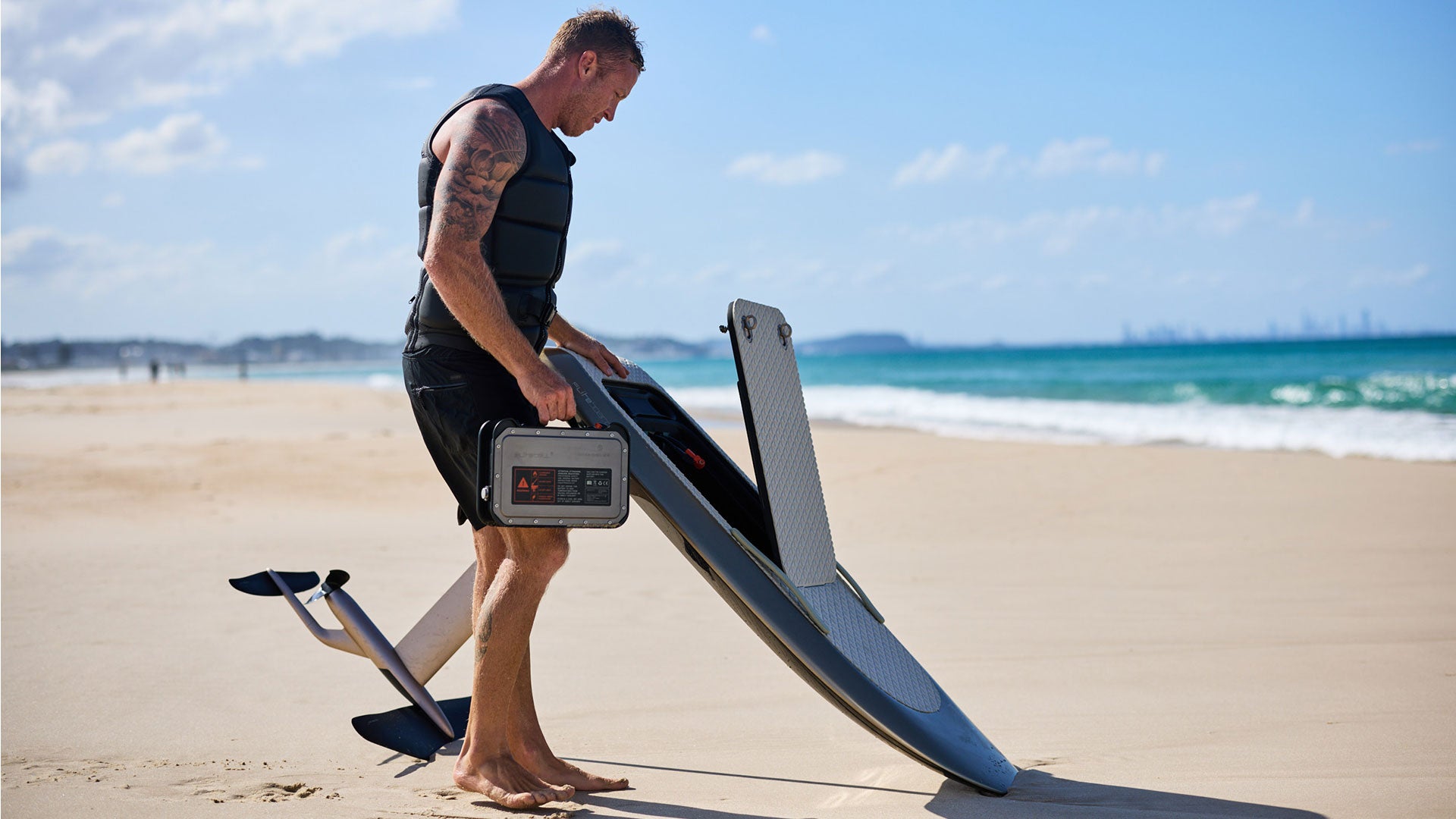 How to charge an eFoil battery safely – Fliteboard™ Australia